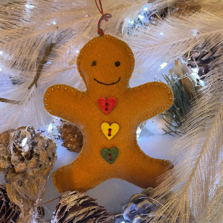 Gingerbread Felt – The Nook Tenby